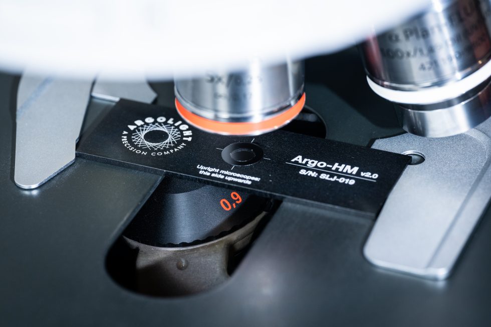 Fluorescent calibration slides now 100% more intense - Argolight